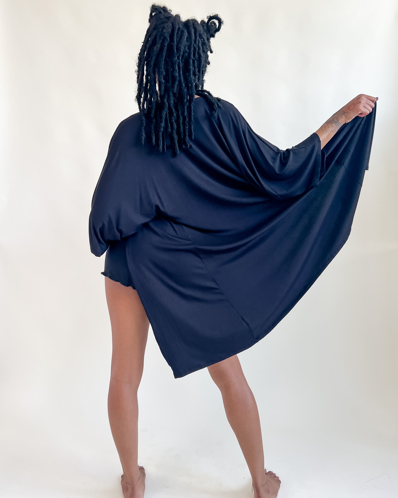 Muse Duster 'Black' – Fusion Threads Collective